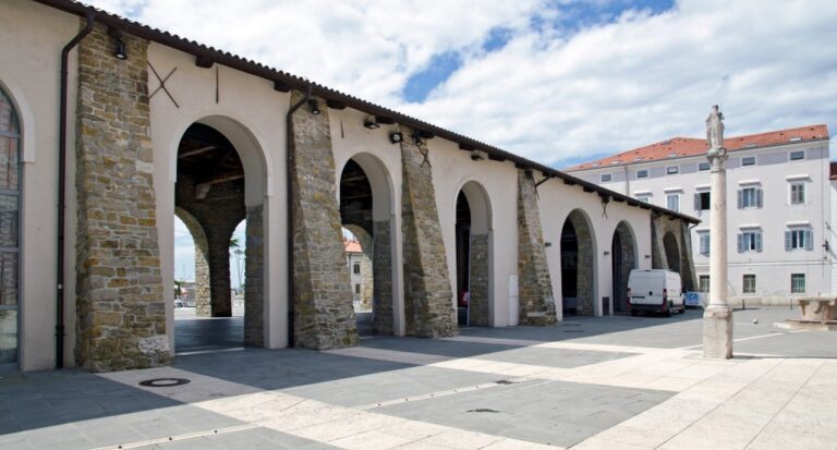 Koper, Slovenië | Mooie bezienswaardigheden in Koper Slovenië